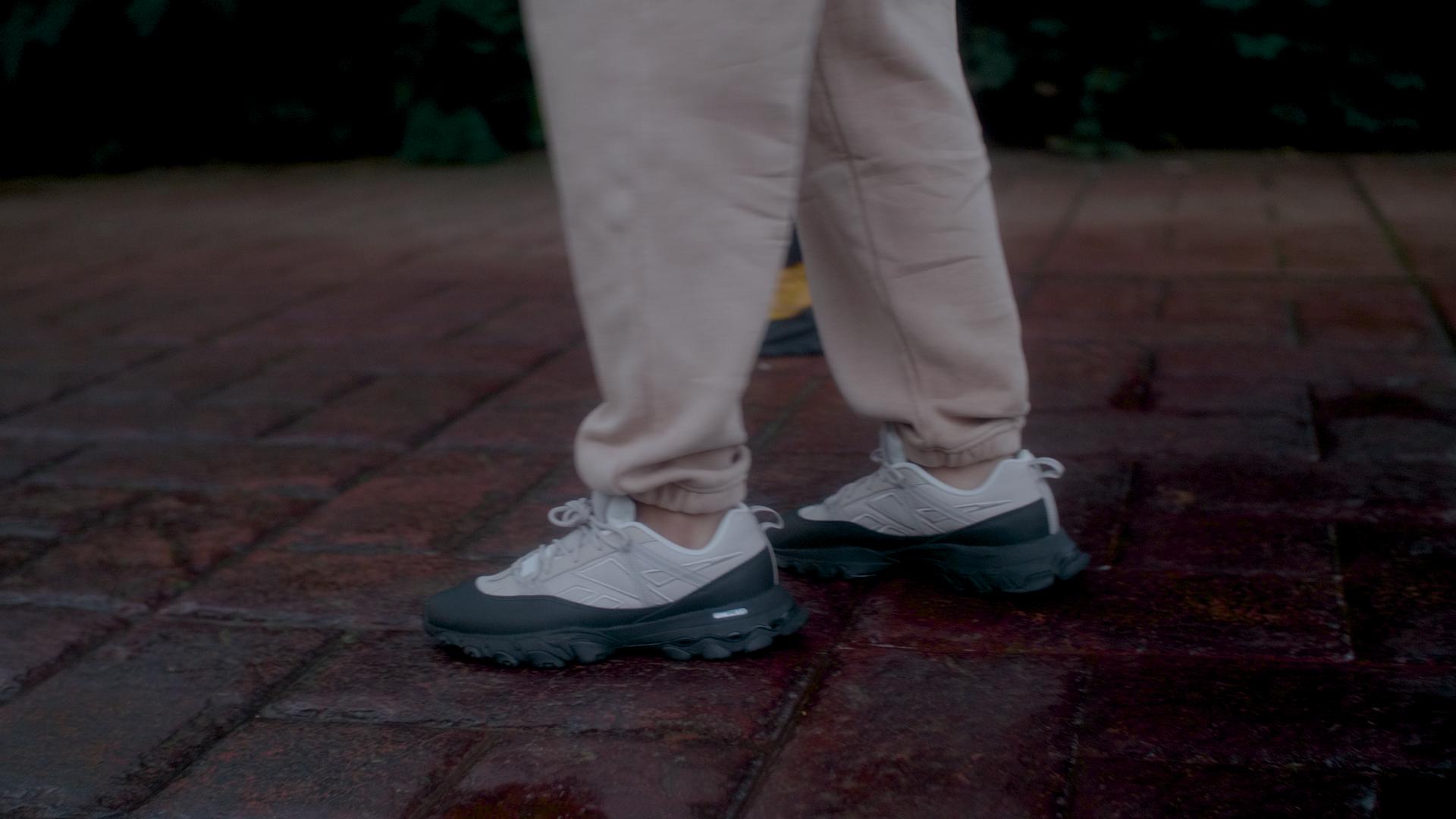 Poznej stín svého dobrodruha s teniskami Reebok DMX Trail Shadow ...