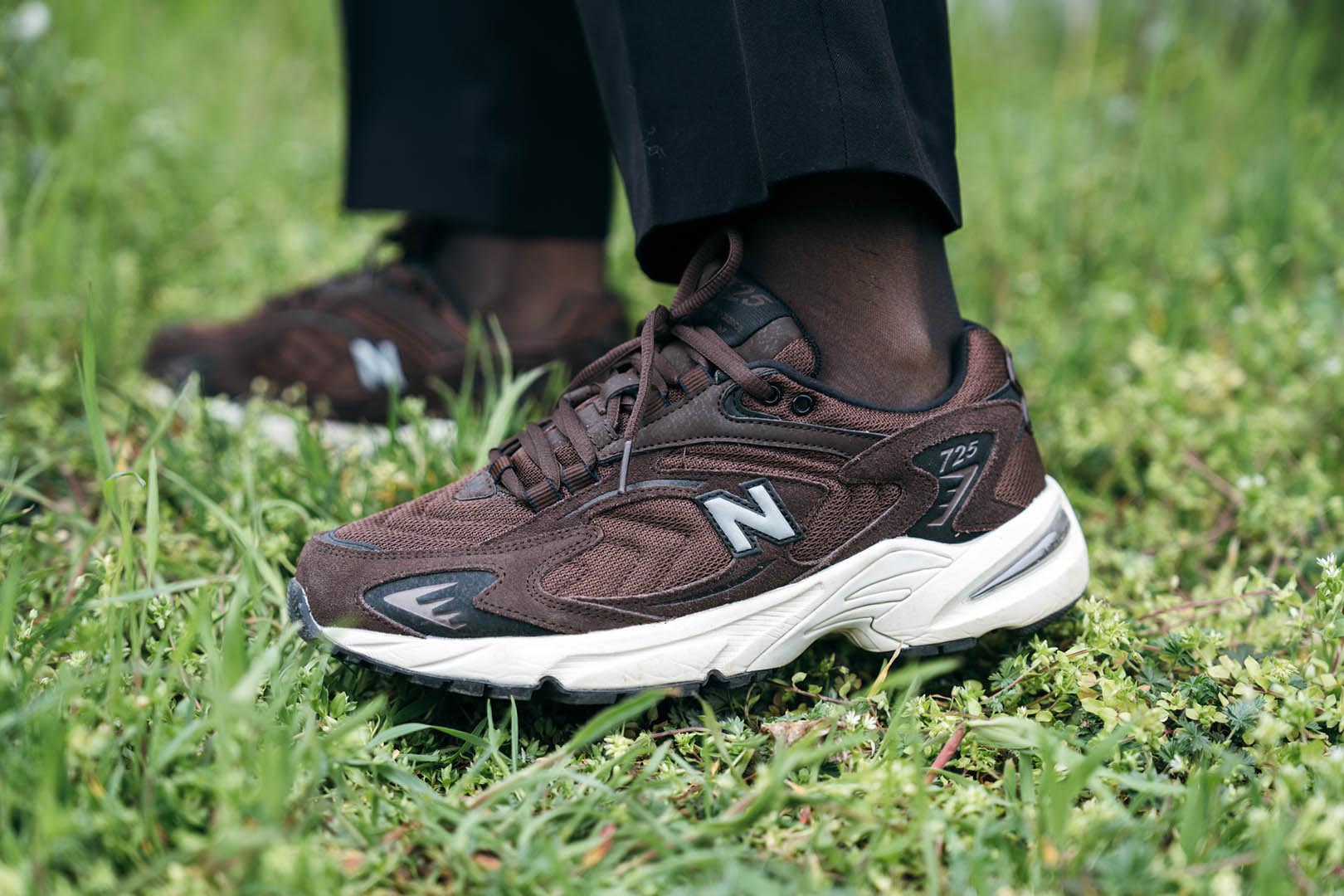 New Balance 725